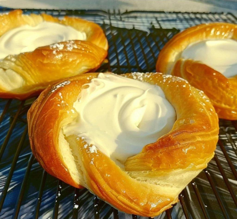 Low-Point Crescent Cheese Danishes😋